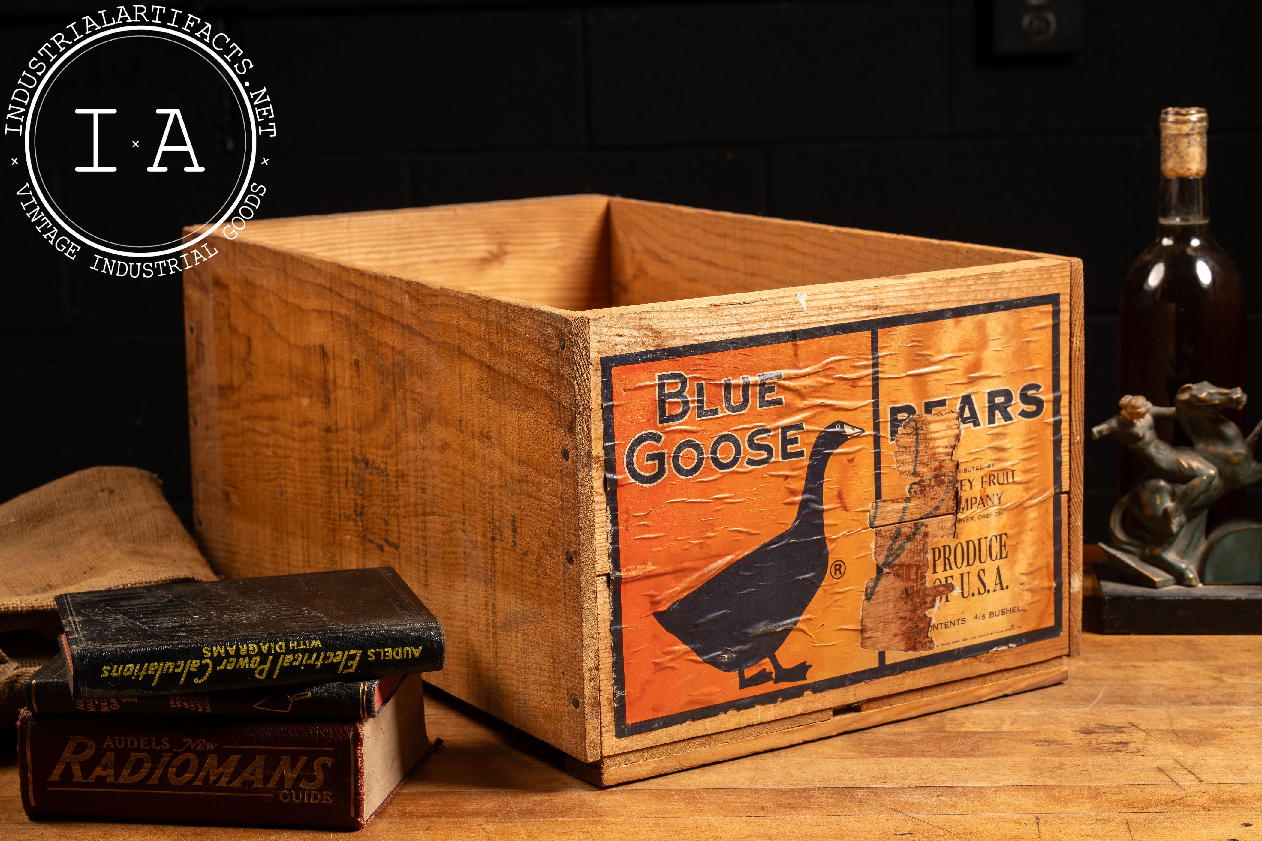Vintage Blue Goose Pears Shipping Crate – Industrial Artifacts