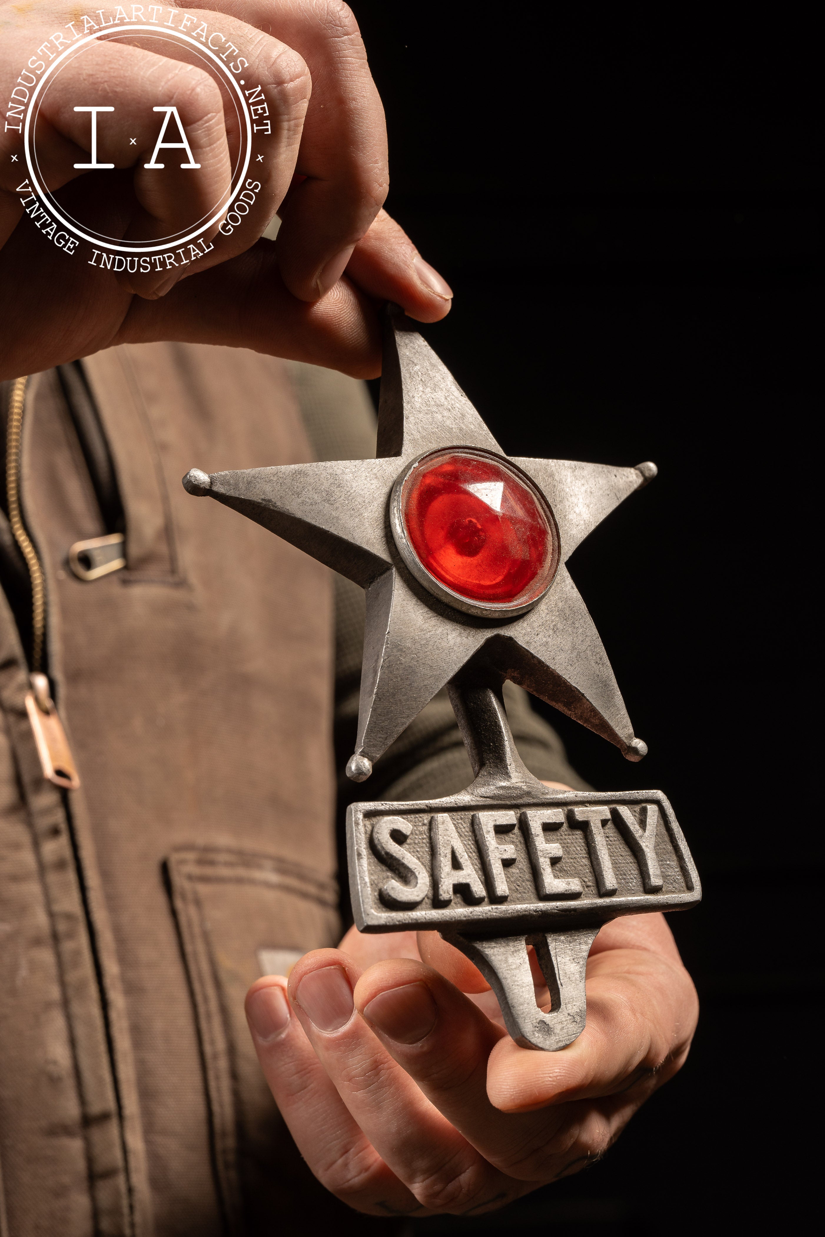 Reproduction Safety Star License Plate Topper – Industrial Artifacts