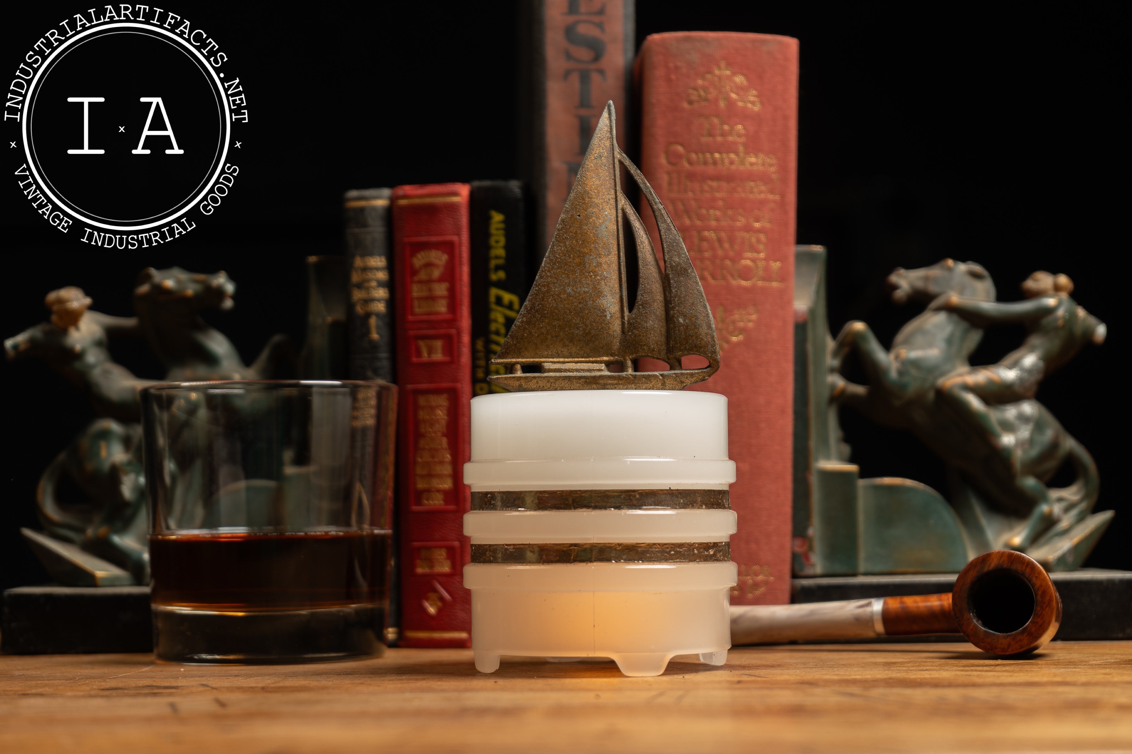 Streamline Art Deco Opal Glass Sailboat Accent Lamp – Industrial Artifacts