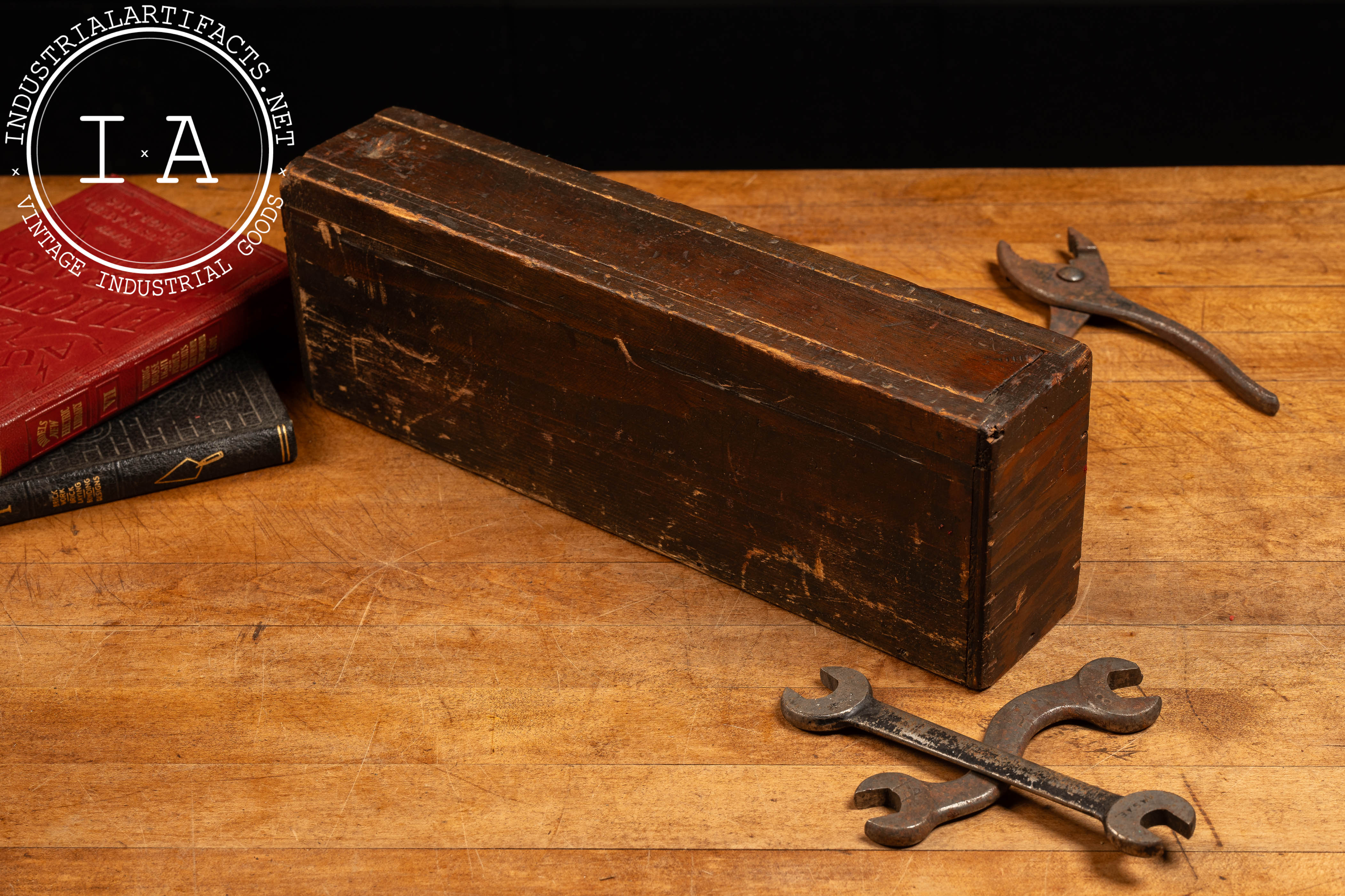 Antique Primitive Storage Box – Industrial Artifacts