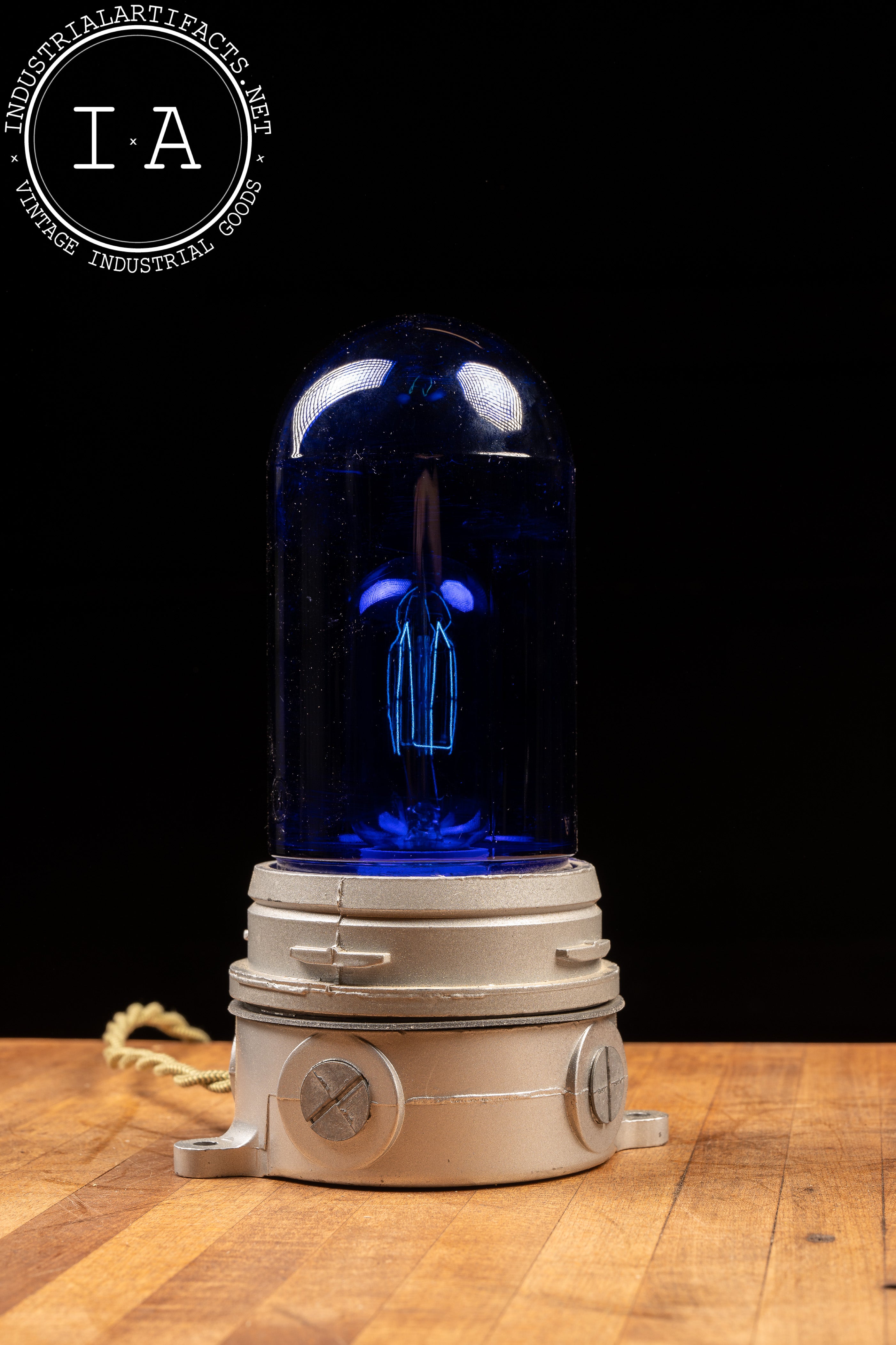 Hubbell VB-150 Blue Explosion Proof Light Fixture – Industrial Artifacts