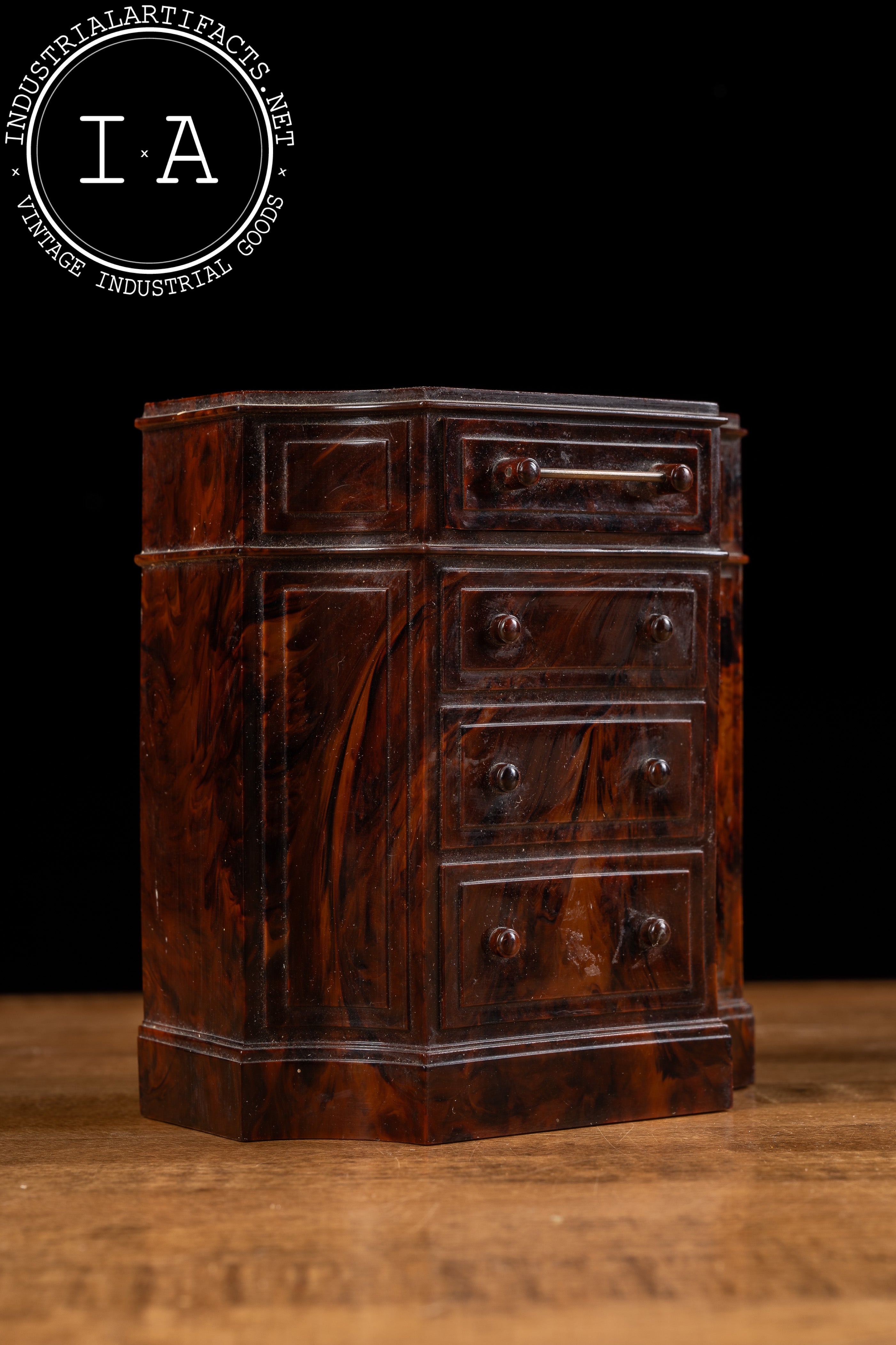 Vintage Bakelite Jewelry Box by Park Sherman – Industrial Artifacts