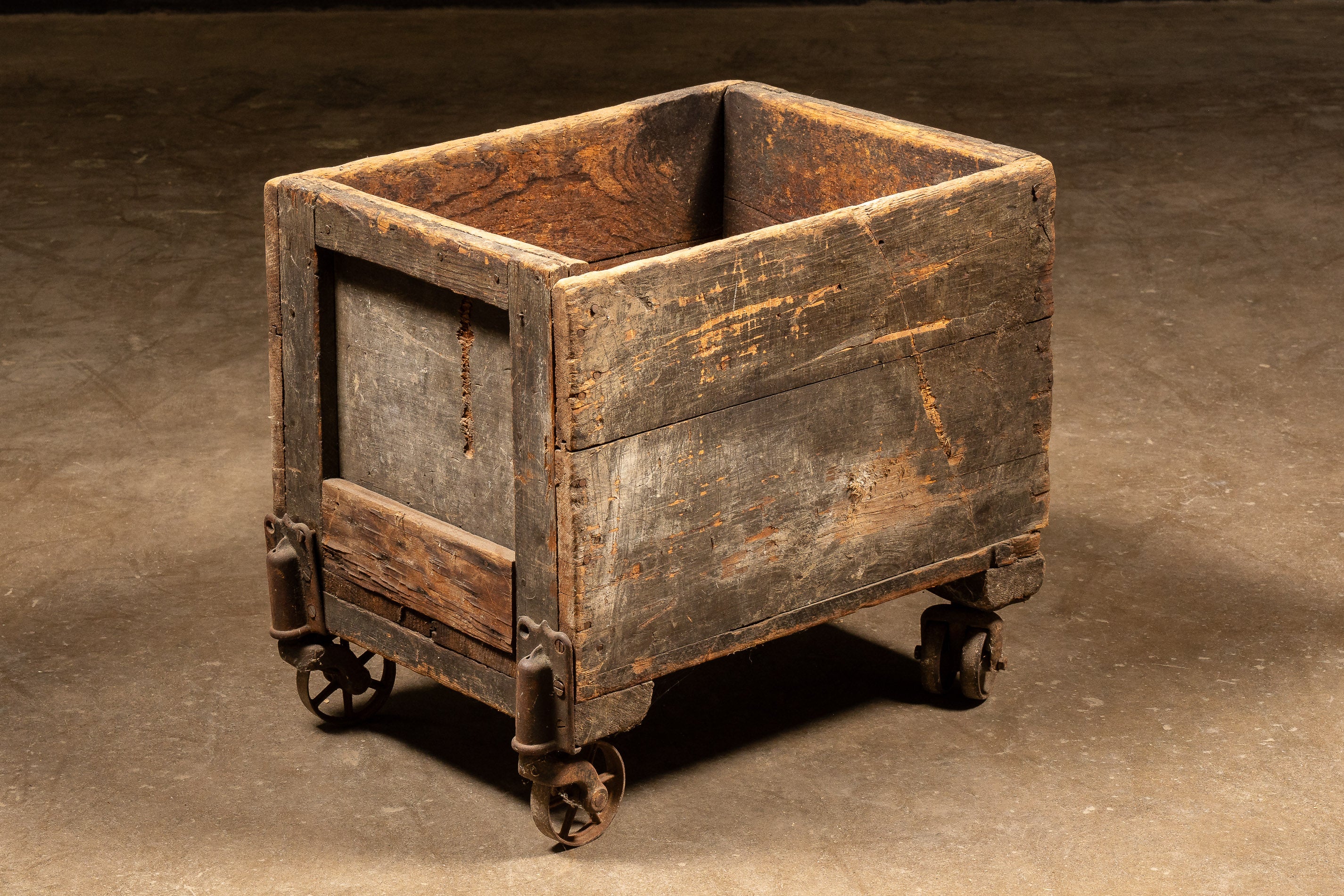 Early American Wooden Rolling Crate – Industrial Artifacts