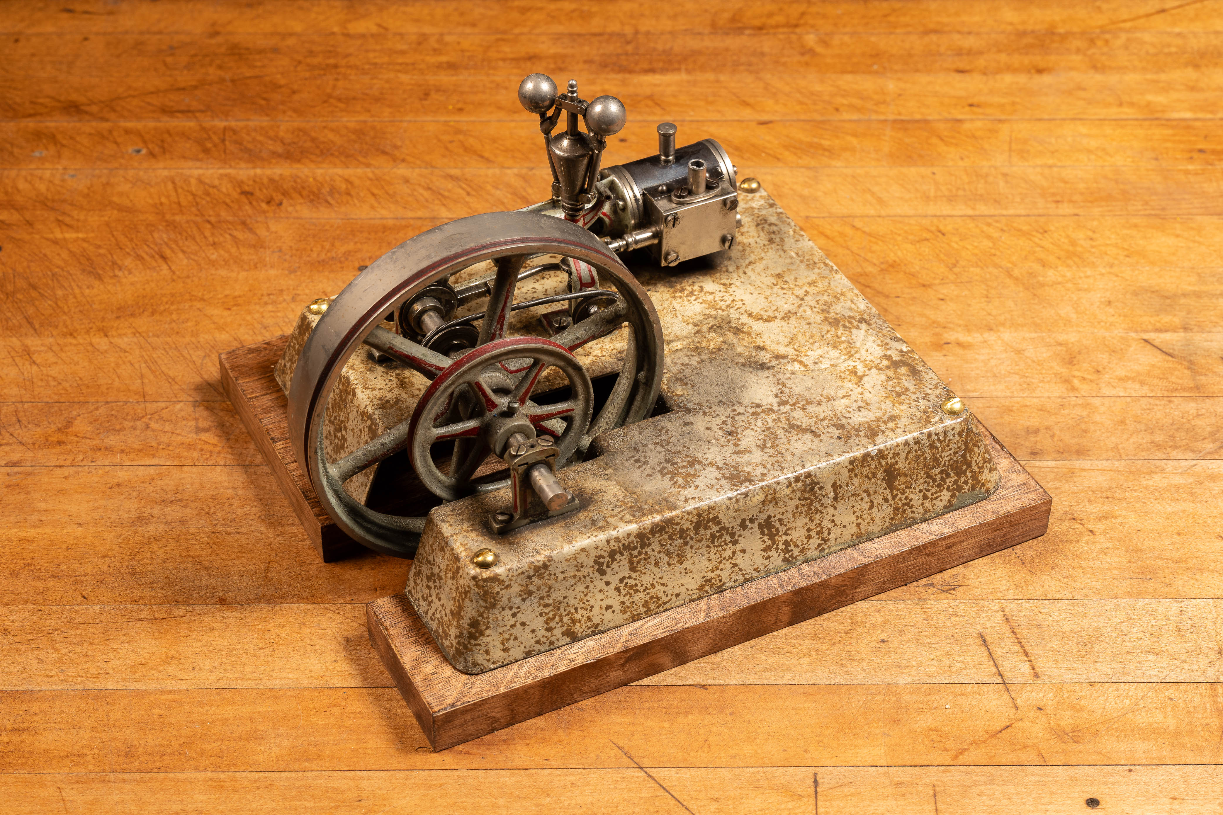Antique Miniature Horizontal Steam Engine – Industrial Artifacts