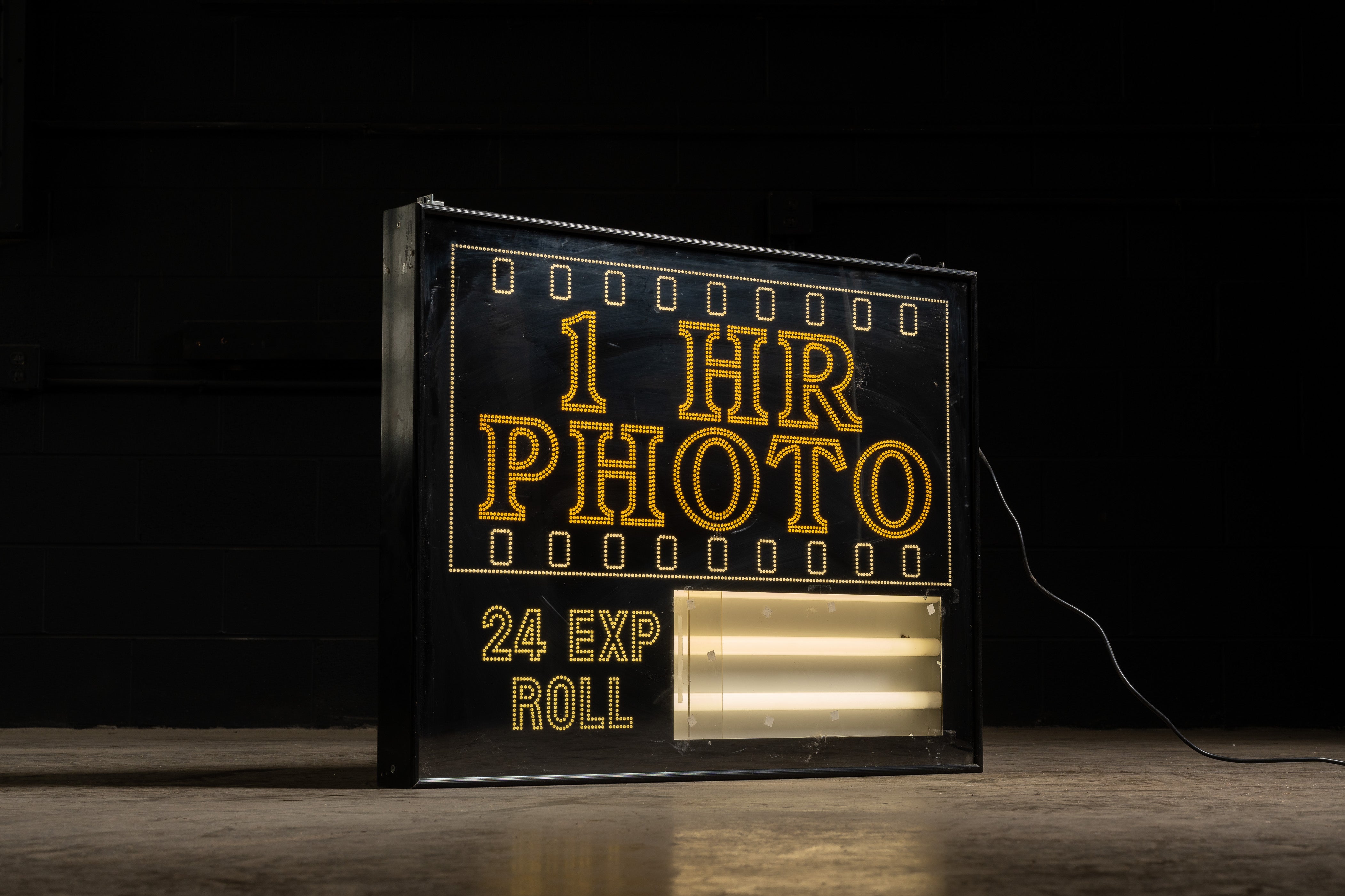 Vintage Large Lighted 1 Hour Photo Sign – Industrial Artifacts