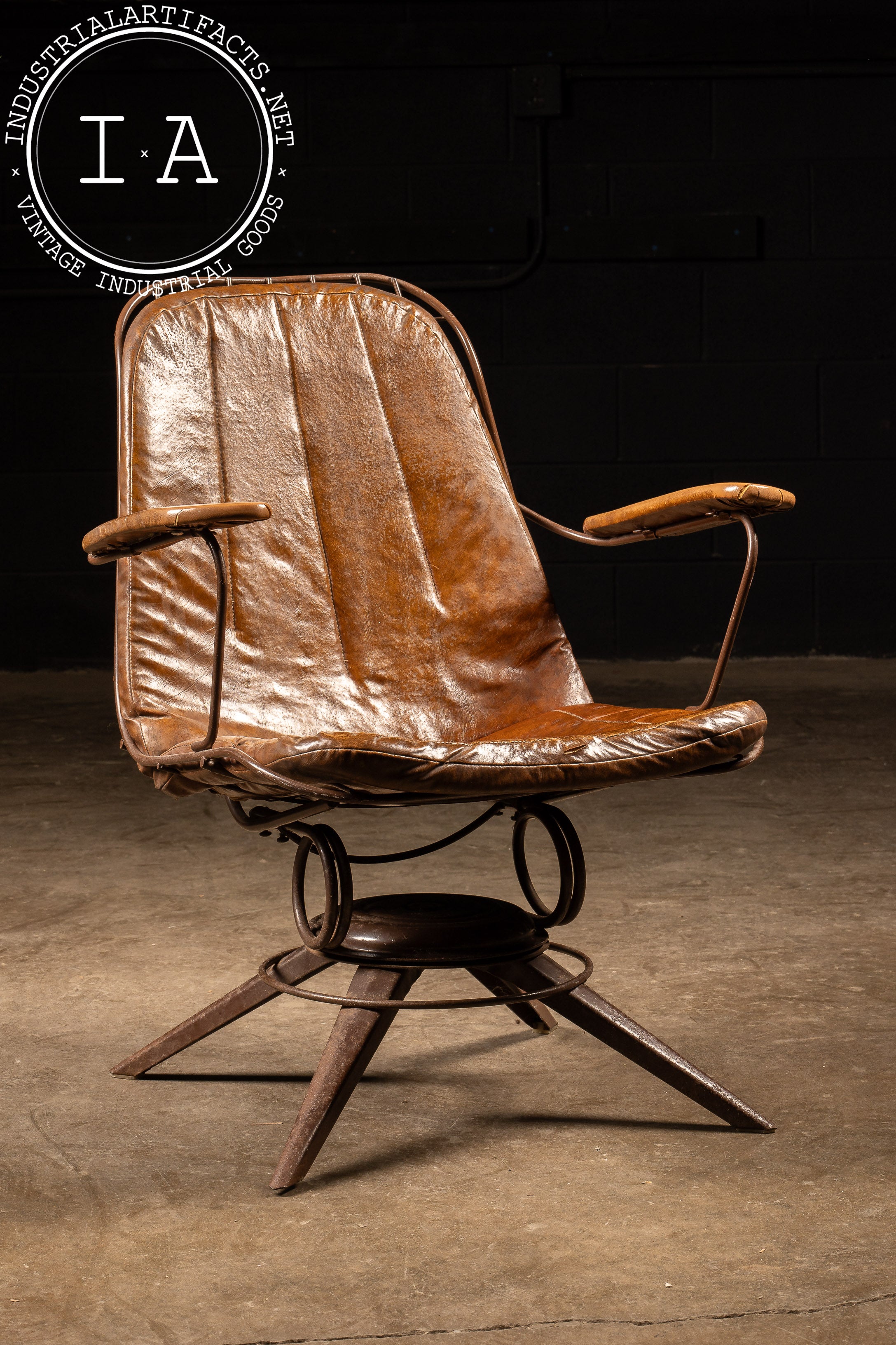 MCM "The Headliner" Swivel Rocker by Homecrest – Industrial Artifacts