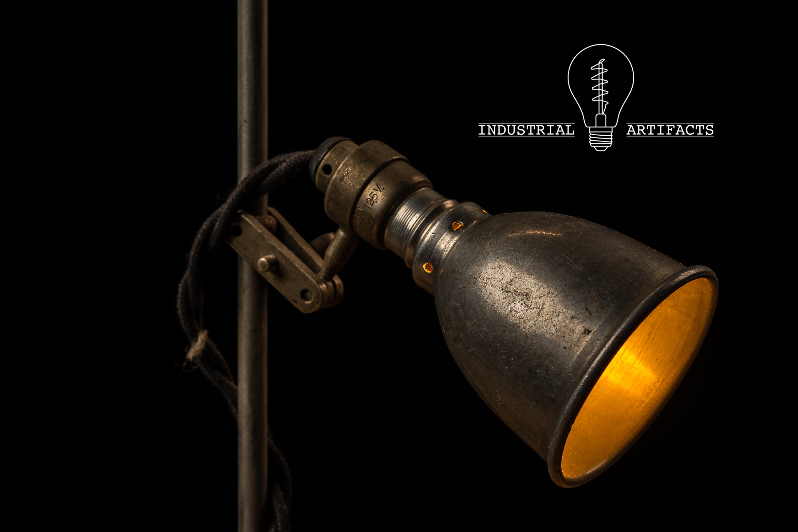 Antique Laboratory Task Lamp – Industrial Artifacts