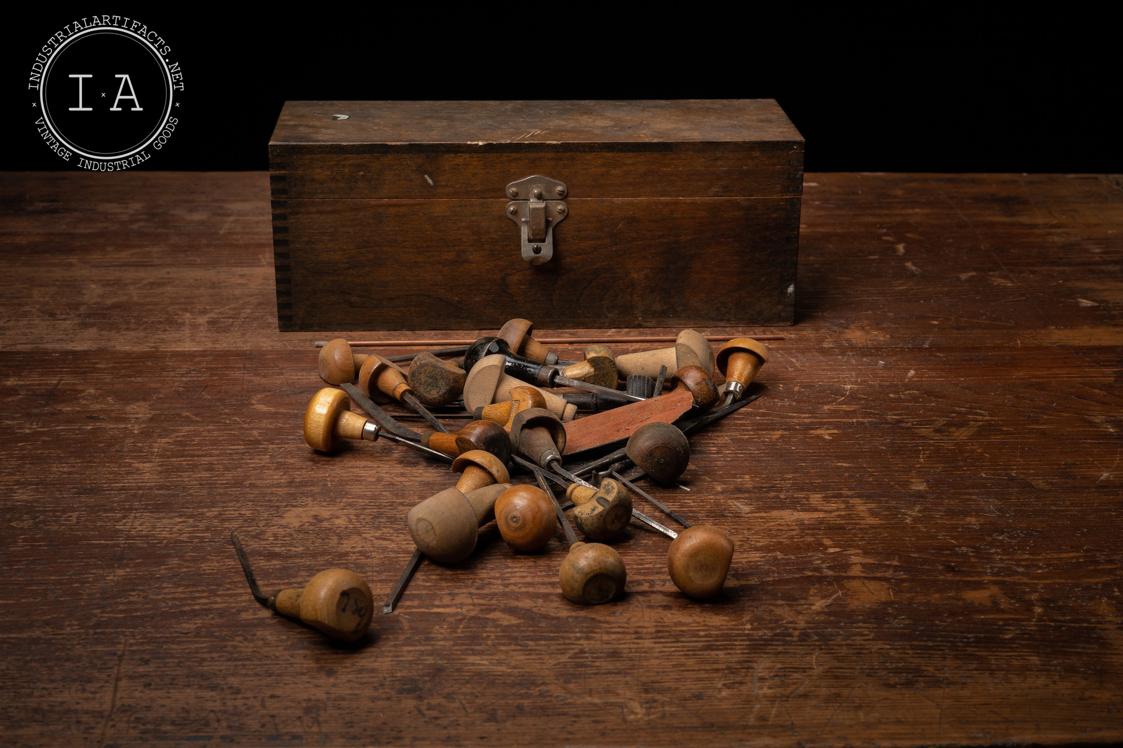 Set of Vintage Carving Tools With Box – Industrial Artifacts